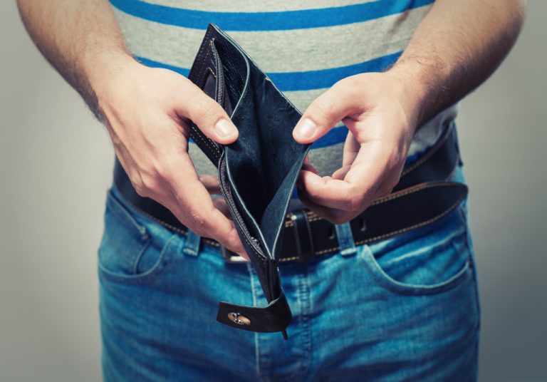 5 Ways Broken Families Can Affect Your Community - Cap and Share