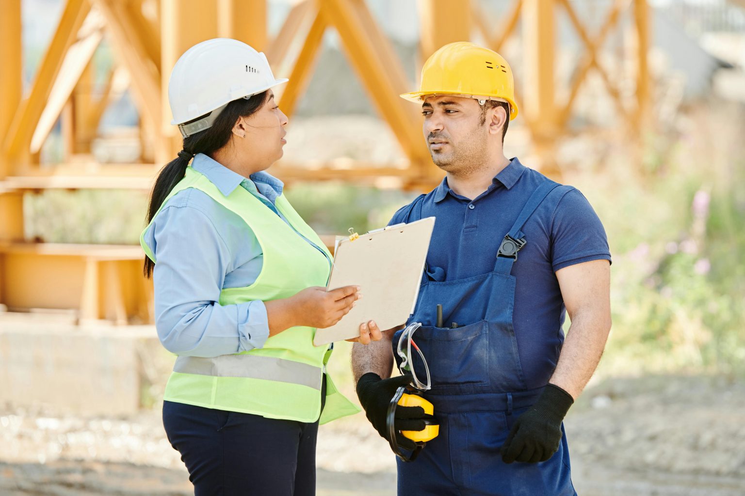 How to Plan a Construction Project That Involves Heavy Lifting